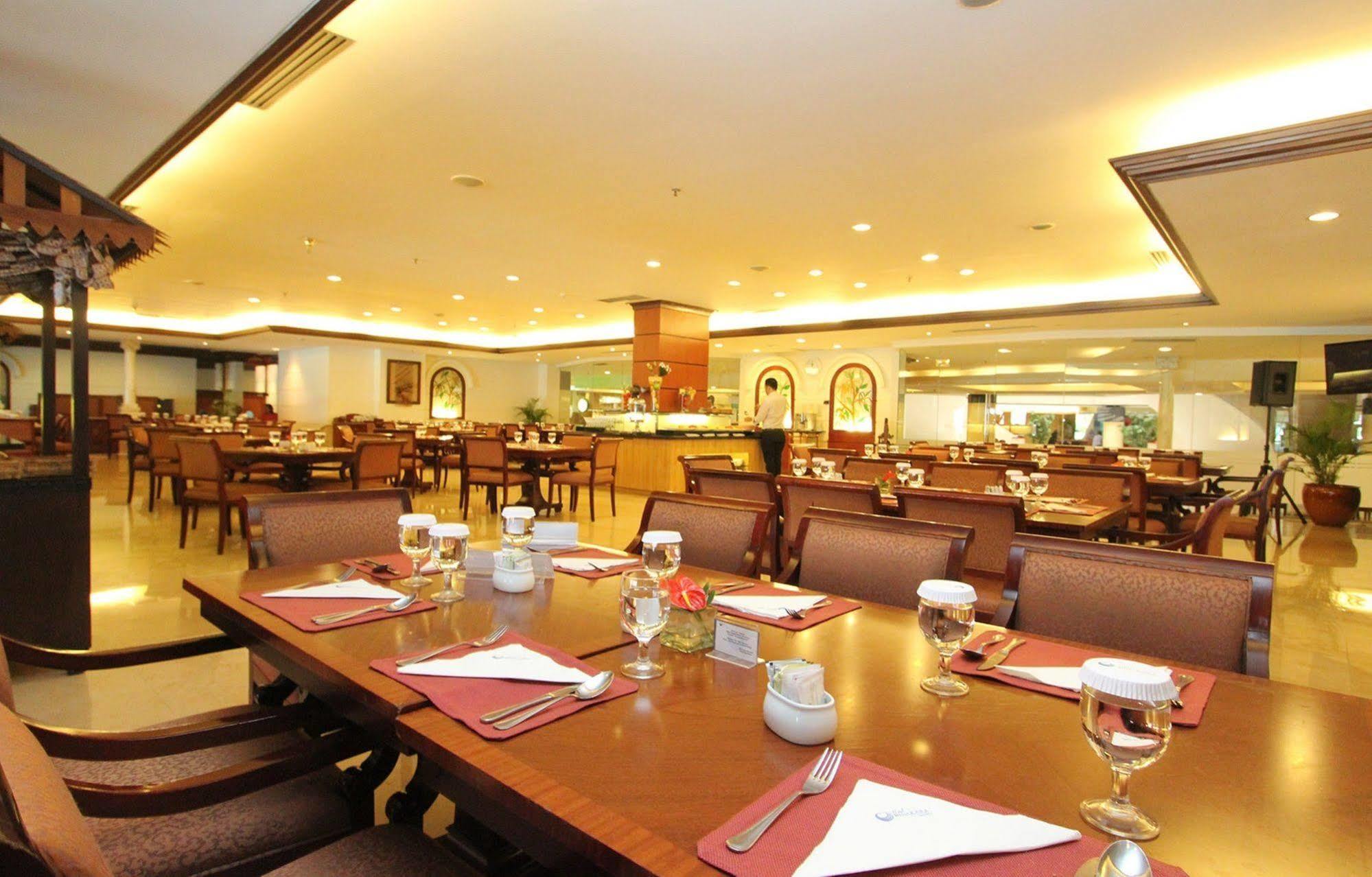 HOTEL BIDAKARA GRAND PANCORAN JAKARTA | ⋆⋆⋆⋆ | INDONESIA | SEASON DEALS ...